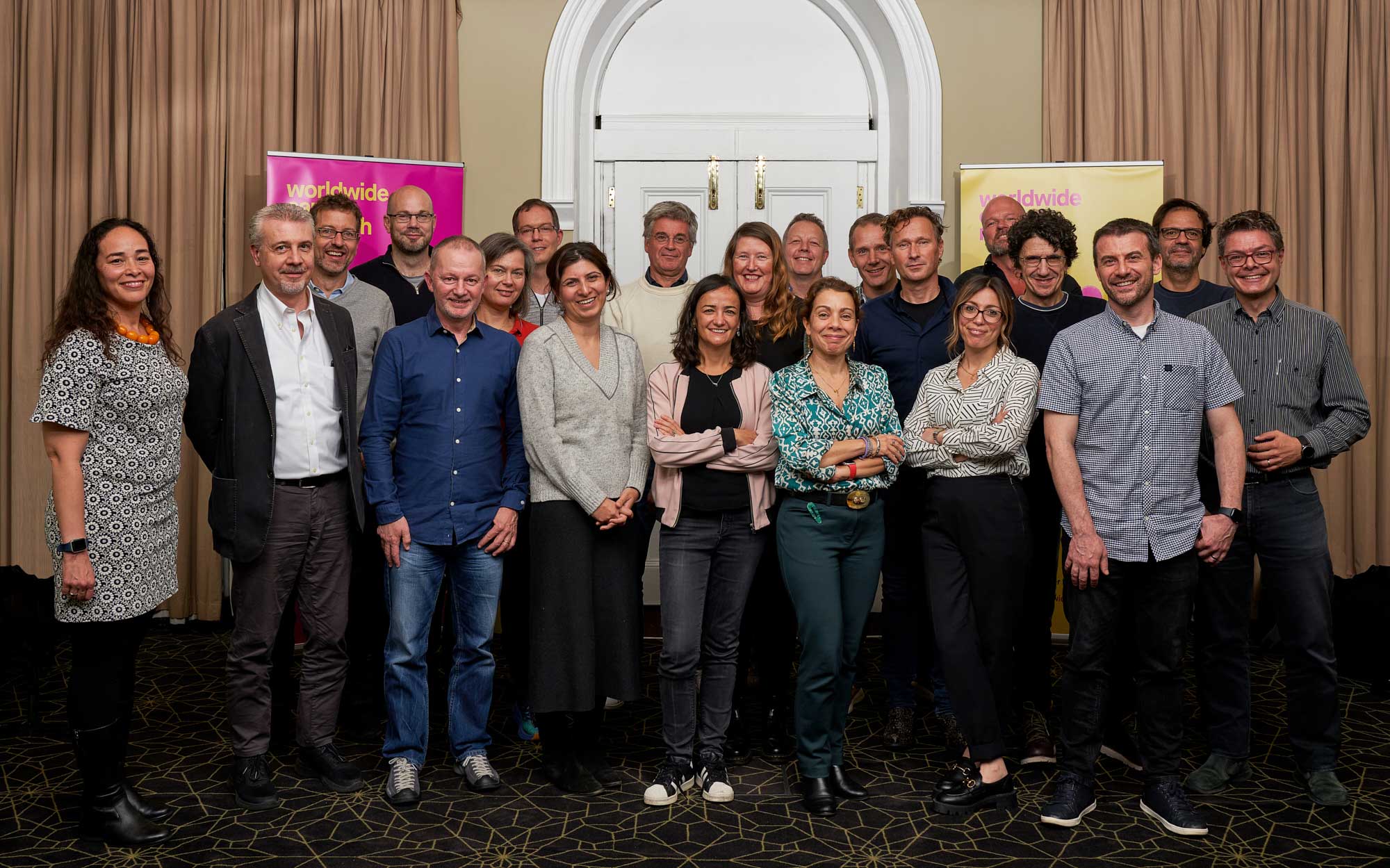 Our Scientific Advisory Committee | Worldwide Cancer Research